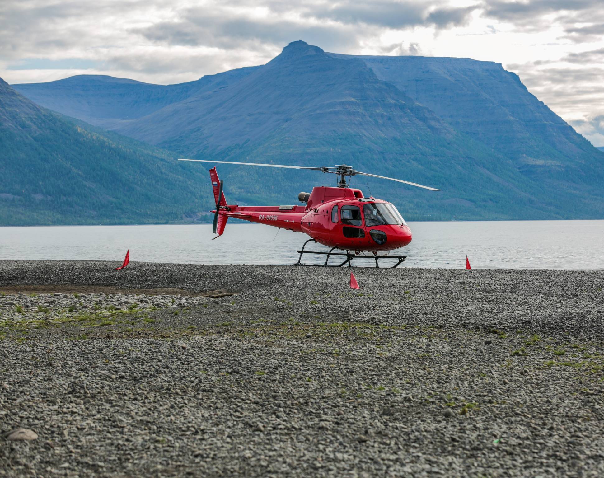 Вертолетный VIP-тур «Затерянные водопады»